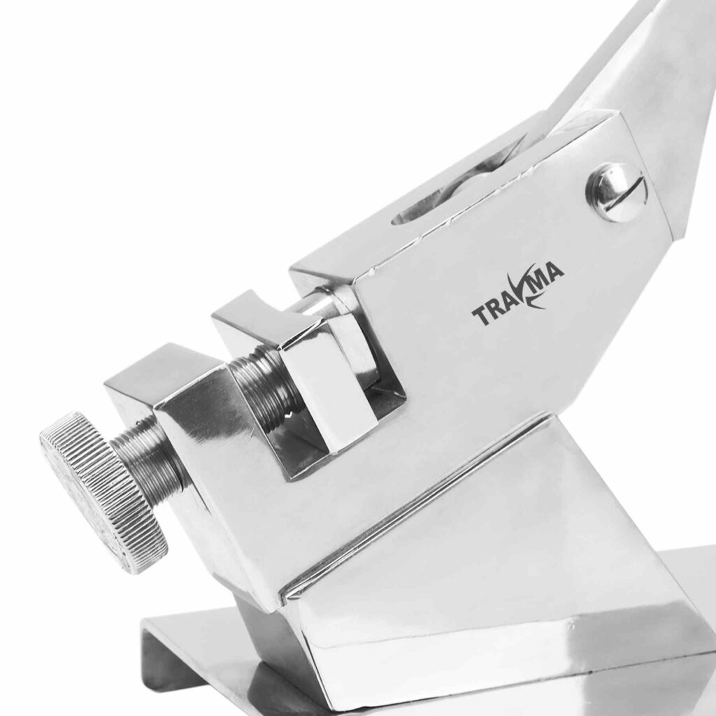 PRENSA DOBLADORA DE PLACAS - Travma medical