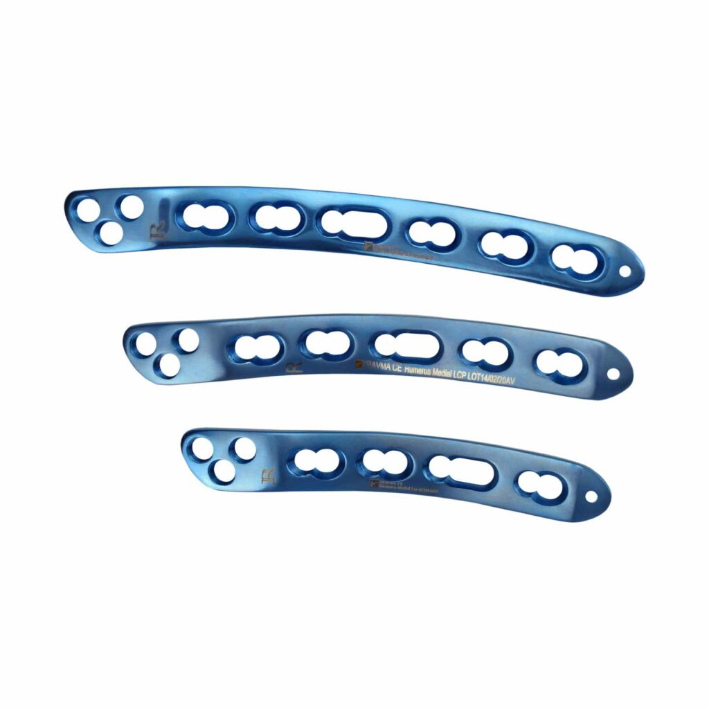 PLACA HUMERO DISTAL MEDIAL LCP 3.5 MM TITANIO - Travma medical