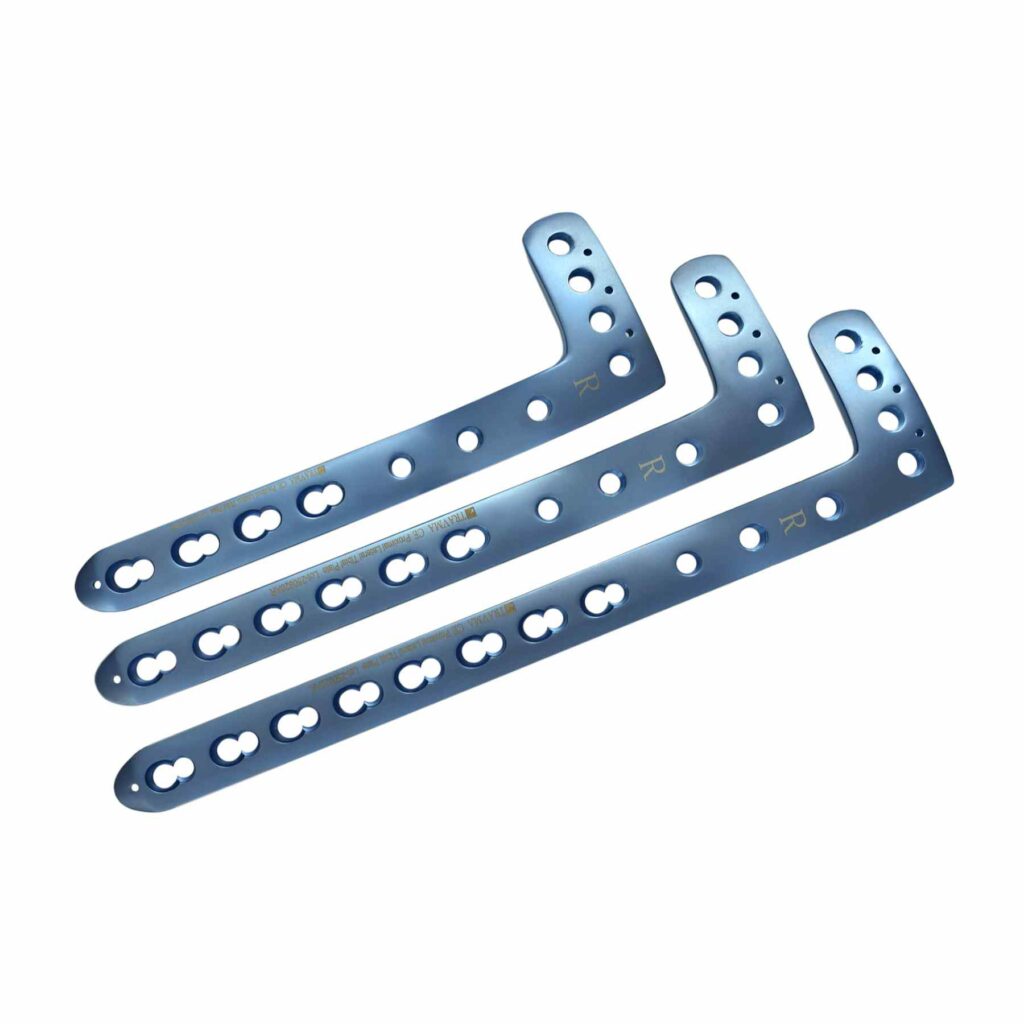 PLACA TIBIA PROXIMAL LATERAL LCP 3.5 MM TITANIO - Travma medical