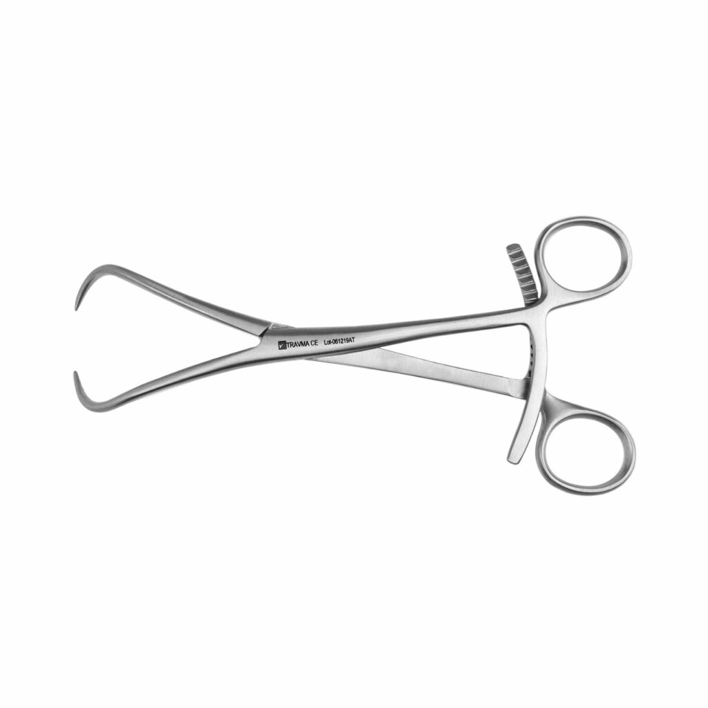 PINZA TIPO CAMPO CON CREMALLERA - Travma medical