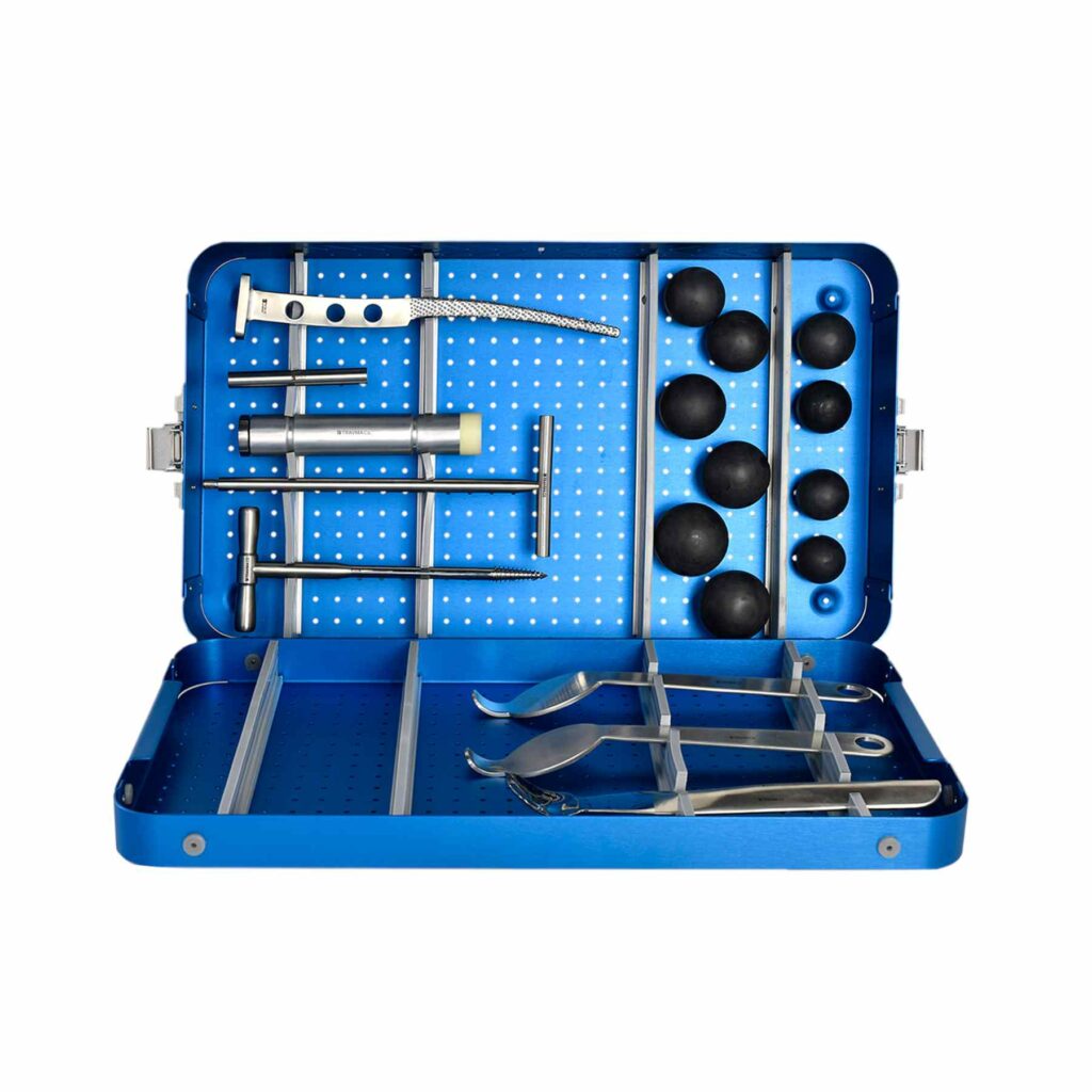 SET DE INSTRUMENTAL PARA PRÓTESIS LAZCANO - Travma medical