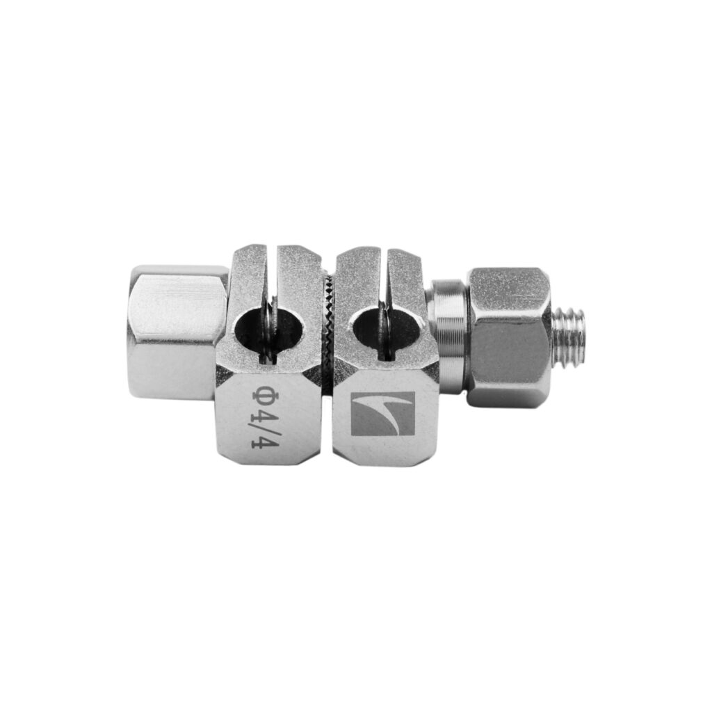 MINI RÓTULA ACERO TIPO AO PARA BARRAS DE 4.0 MM - Travma medical